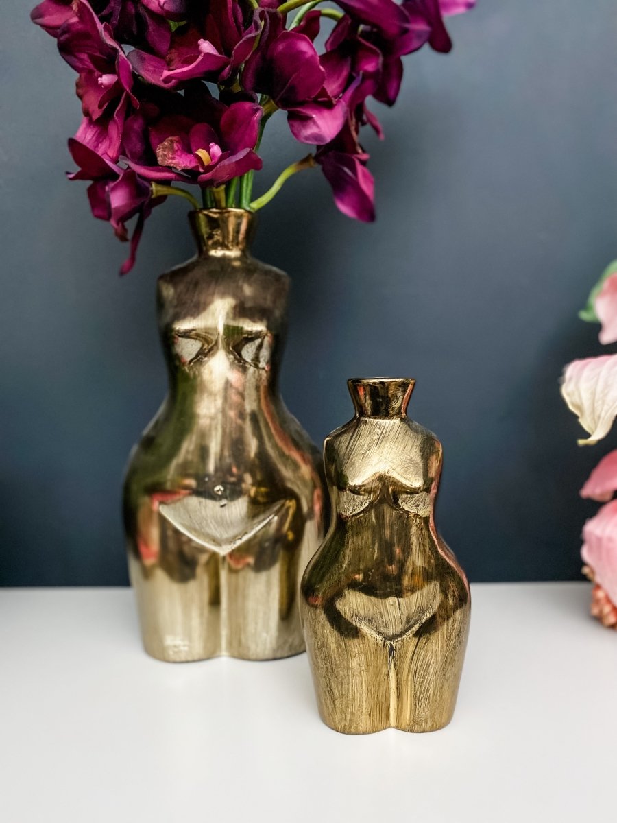 Antique Gold Female Body Bud Vase | Punk & Poodle – PUNK & POODLE