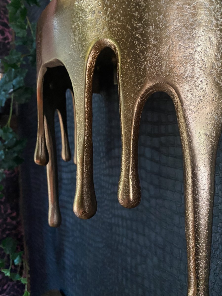 Small Gold Drip Oval Metal Wall Shelf | Punk & Poodle