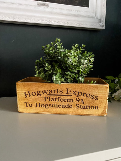 Hogwarts Express Platform 9 & 3/4 Wooden Storage Box | Punk & Poodle